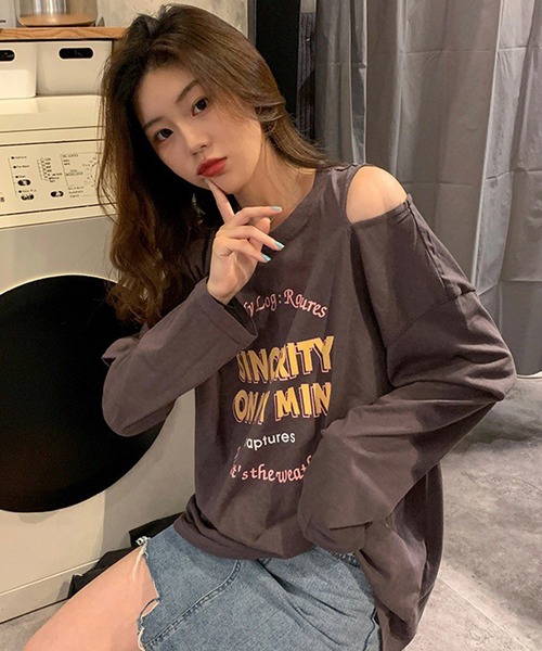 ALTROSE（アルトローズ）の「肩見せ ロンT カットプリント カットソー（Tシャツ/カットソー）」 - WEAR