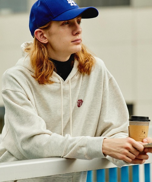 EMMA CLOTHES（エマクローズ）の「【The Rolling Stones/Queen】ロックプリント オーバーサイズ ピグメント加工 プルオーバーパーカー EMMA CLOTHES ...