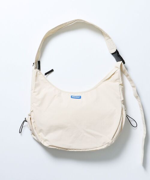 【SEQUENZ（シークエンズ）】TECH ROUND SHOULDER BAG / テック ショルダーバッグ 調節可能 ドローコード（ショルダーバッグ）｜SEQUENZ（シークエンズ）の ...