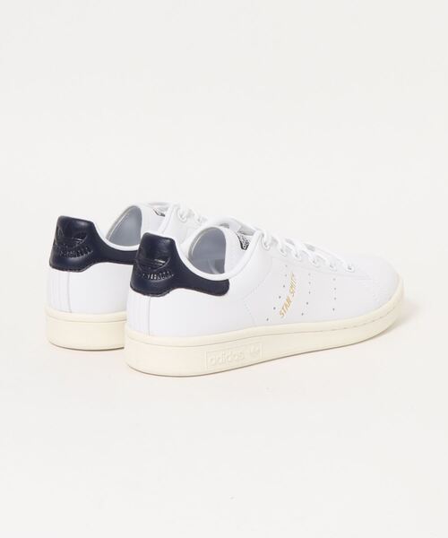 adidas（アディダス）の「adidas STAN SMITH J FX5521（スニーカー）」 - WEAR