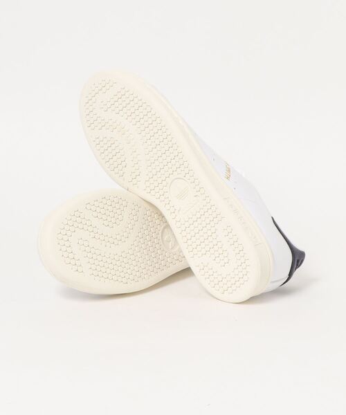 adidas（アディダス）の「adidas STAN SMITH J FX5521（スニーカー）」 - WEAR