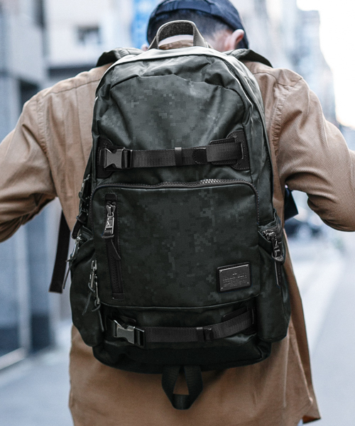 MAKAVELIC（マキャベリック）の「MAKAVELIC SUPERIORITY BIND UP BACKPACK（バックパック/リュック ...