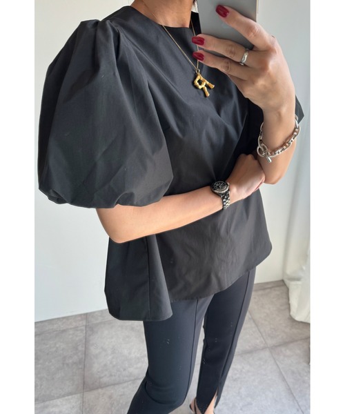 &. NOSTALGIA（アンドドットノスタルジア）の「【ZOZO限定】@reeechan419コラボ バックティアードバルーンスリーブブラウス（シャツ/ブラウス）」 - WEAR