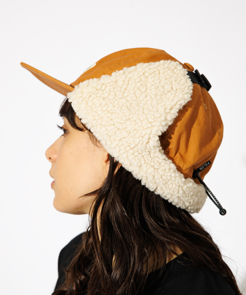 POLeR（ポーラー）の「【POLeR/ポーラー】COTTON BOA FLAP CAP/フライトキャップ（キャップ）」 - WEAR