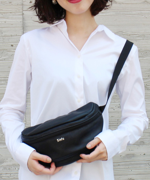 Sinfu（シンフ）の「SINFU /シンフ fake leather moon waist bag/フェイクレザー ムーン ウエスト ポーチ ...