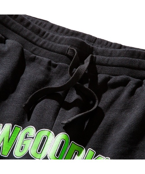 A FEW GOOD KIDS（ア フュー グッド キッズ）の「A FEW GOOD KIDS Front Logo Shorts（アフ ...