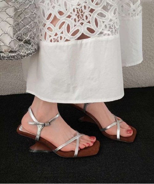 【セール】デザインソールストラップサンダル（サンダル）｜AMELY（エミリー）のファッション通販 - ZOZOTOWN