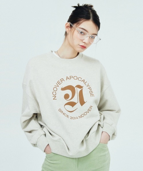 NCOVER（エヌカバー）の「【NCOVER 】ロマンタイポロゴ スウェットシャツ / ROMAN TYPO LOGO SWEATSHIRT ...