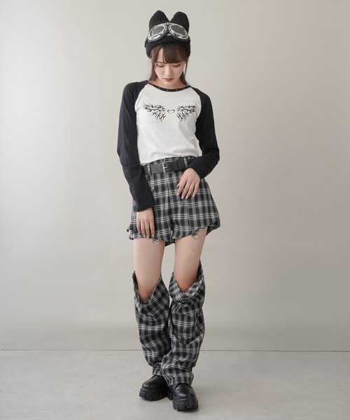 SPINNS（スピンズ）の「ラグランロングスリーブ ピタTシャツ（Tシャツ/カットソー）」 - WEAR