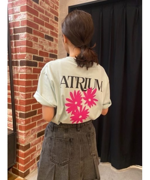 RODEO CROWNS WIDE BOWL（ロデオクラウンズワイドボウル）の「ATRIUM Tシャツ（Tシャツ/カットソー）」 - WEAR