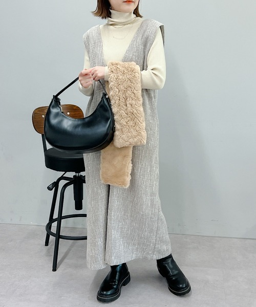 cache cache（カシュ カシュ）の「cachecache（カシュカシュ） ハーフムーンショルダー（ハンドバッグ）」 - WEAR