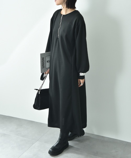 INTERPLANET（インタープラネット）の「ポンチ前後2WAYハーフZIPデザインワンピース（ワンピース）」 - WEAR