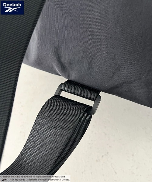 Reebok（リーボック）の「Reebok(リーボック)/別注 A4対応 軽量 ワンショルダー ボディバッグ/ドローストリング ワンショルダーバッグ（バックパック/リュック）」 - WEAR
