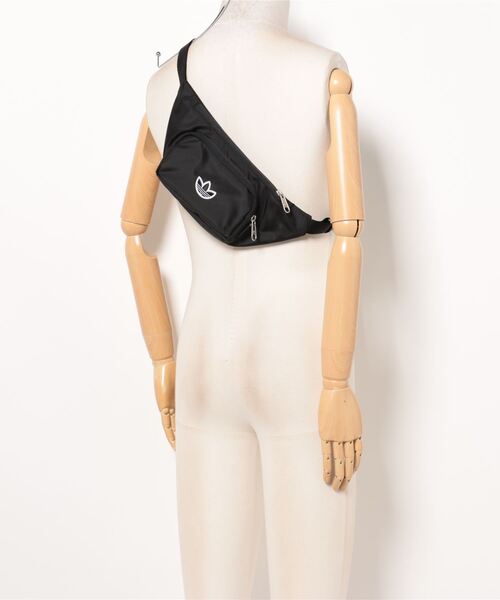 adidas（アディダス）の「adidas アディダス U PE WAISTBAG バッグ IJ5007 BLACK（ボディバッグ/ウエストポーチ）」 - WEAR