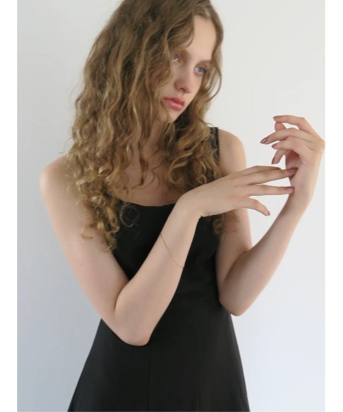 swane（スワネ）の「dainty chain bracelet（ピアス（両耳用））」 - WEAR