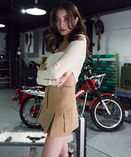 Blondey（ブロンディ）の「スクエアネックリブボディスーツ（Tシャツ/カットソー）」 - WEAR