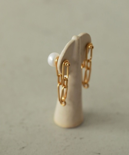 TODAYFUL（トゥデイフル）の「TODAYFUL(トゥデイフル) "Chain Pearl Pierce"チェーンパールピアス ...