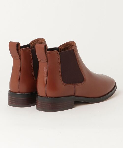 Clarks（クラークス）の「Ria Chelsea / リアチェルシー（タンレザー）（ブーツ）」 - WEAR