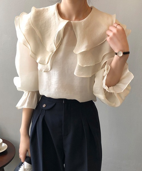 【セール】フリルレイヤードトップス（シャツ/ブラウス）｜SHIENAS（シエナス）のファッション通販 - ZOZOTOWN