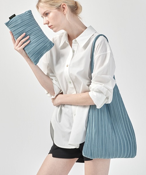 BLUEORB（ブルーオーブ）の「Each Bag トートバッグ ポーチ付き プリーツバッグ（トートバッグ）」 - WEAR
