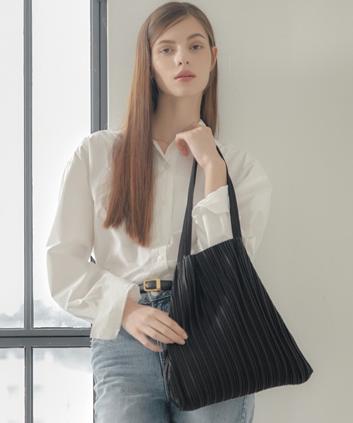 BLUEORB（ブルーオーブ）の「Each Bag トートバッグ ポーチ付き プリーツバッグ（トートバッグ）」 - WEAR