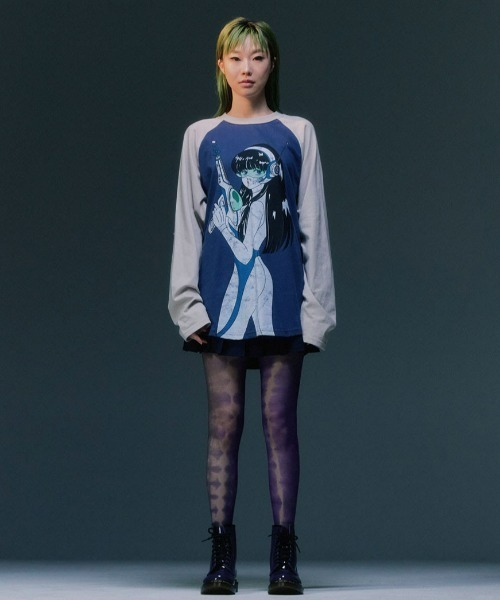 NICE GHOST CLUB（ナイスゴーストクラブ）の「A'GEM/9 × .kom『NICE GHOST CLUB/ナイスゴーストクラブ』FUTURE GIRL L/S TEE ...