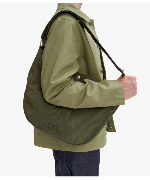 BESACE JOURNAL（ボディバッグ/ウエストポーチ）｜A.P.C.（アーペーセー）のファッション通販 - ZOZOTOWN