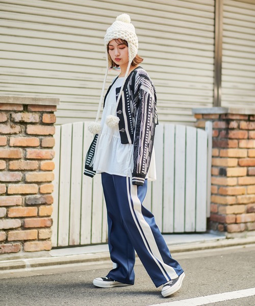 SPINNS（スピンズ）の「【2WAY】ショート丈3Dニットカーディガン（カーディガン/ボレロ）」 - WEAR