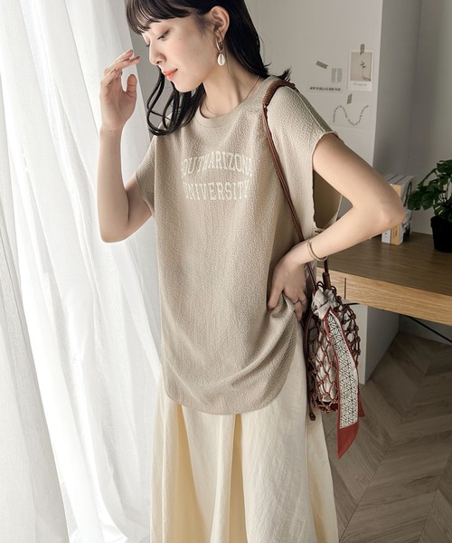 Java（ジャバ）の「《JaVa ジャバコラボ》上品ヴィンテージ。フレンチスリーブプリントカットソー（Tシャツ/カットソー）」 - WEAR