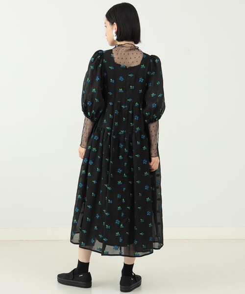 CAROLINA GLASER（カロリナ グレイサー）の「CAROLINA GLASER / フラワー刺繍シアーワンピース（ワンピース）」 - WEAR