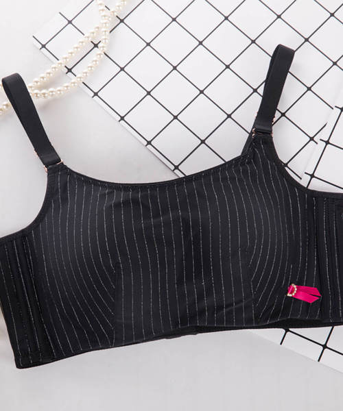 LEUTUS（ルタス）の「セクシーマジックストライプチューブ型補正ブラ（ブラジャー）」 - WEAR