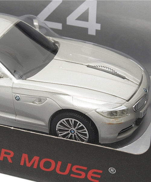 VENCEEXCHANGE（ヴァンスエクスチェンジ）の「BMW M. ホワイト 無線マウス（生活家電）」 - WEAR