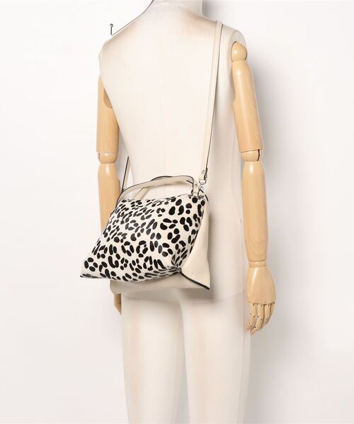 RIPANI（リパーニ）の「【RIPANI】アニマルハラコレザーバッグ(Q16450)（ハンドバッグ）」 - WEAR