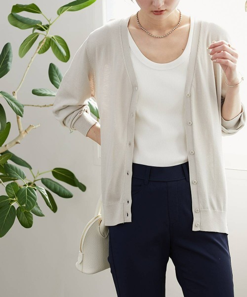 nissen（ニッセン）の「【Vネック・クルーネック】洗えるカーディガン（UVカット・接触冷感・毛玉になりにくい・洗濯機OK）（カーディガン/ボレロ）」 - WEAR