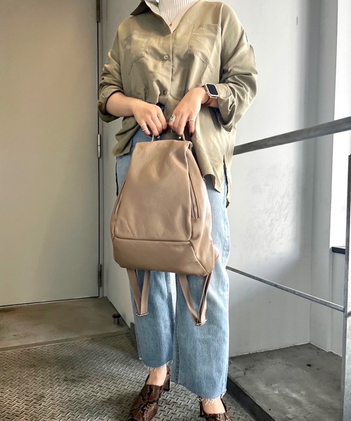 LAURA DI MAGGIO（ローラディマッジオ）の「【LAURA DI MAGGIO】フラップレザーリュック（バックパック/リュック ...