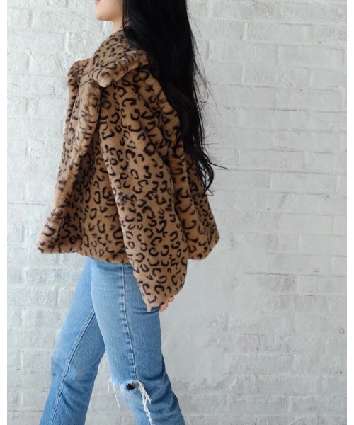 roial（ロイアル）の「JACKET/ROIAL(ロイアル）マルチ総柄デザインリラックスサイジングファーブルゾン（ブルゾン）」 - WEAR