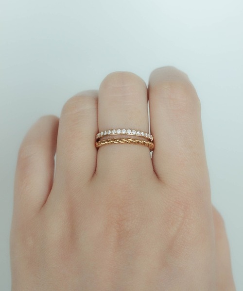 ebine（エビネ）の「金属アレルギー対応/Twist Half eternity Ring/ジルコニアリング（リング）」 - WEAR