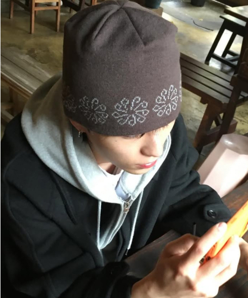 9999ARCHIVE（9999アーカイブ）の「Linking Flower Jacquard Beanie（ニットキャップ/ビーニー ...