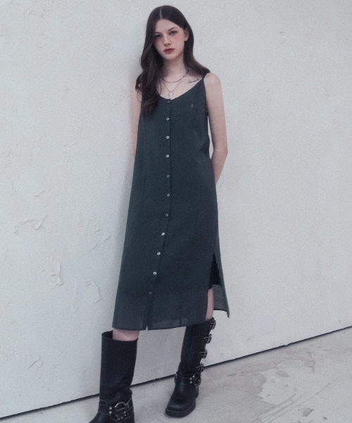 AVANDRESS（アバンドレス ）の「Veil Dress - 3COL（ワンピース）」 - WEAR