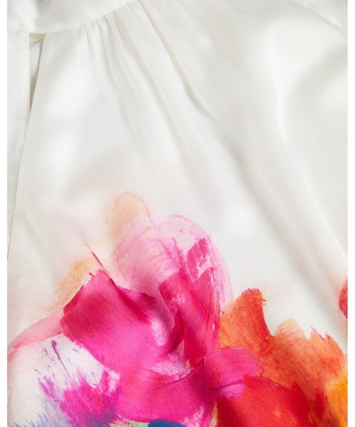 Ted Baker（テッドベーカー）の「KATTYIA フラワープリント ハイネック ブラウス（Tシャツ/カットソー）」 - WEAR