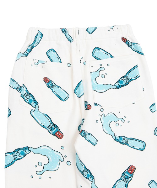 PUNYUS（プニュズ）の「フード総柄スウェットパンツ(RAMUNE)（スウェットパンツ）」 - WEAR