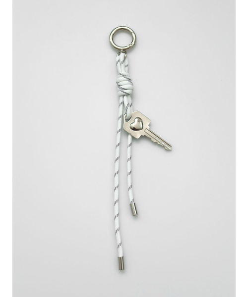 Color Fake Keyring - White（キーケース/キーアクセサリー）｜August Harmony（オーガストハーモニー）の ...
