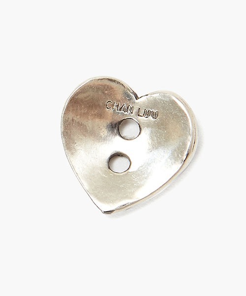 CHAN LUU（チャンルー）の「シルバー ハート型ボタン ピアス ES-5368（ピアス（両耳用））」 - WEAR