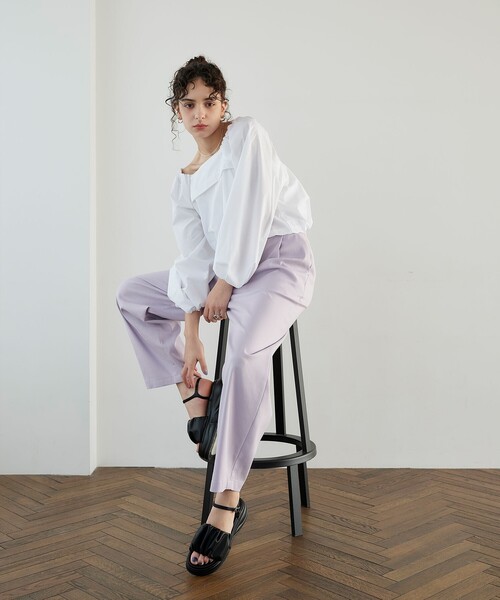 EMMEL REFINES（エメルリファインズ）の「＜EMMEL REFINES＞EM カーブ カラーPT（その他パンツ）」 - WEAR