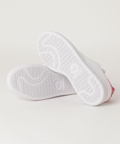 adidas（アディダス）の「adidas STAN SMITH J FX7522（スニーカー）」 - WEAR