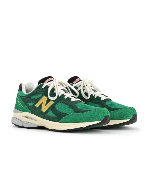 NEW BALANCE（ニューバランス）の「M990/GG3（スニーカー）」 - WEAR