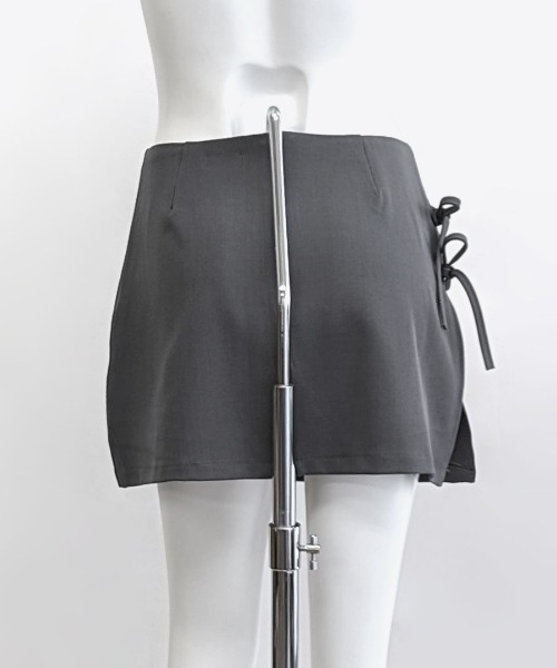 REMUR（レミュール）の「サイドリボン台形ミニスカート（スカート）」 - WEAR