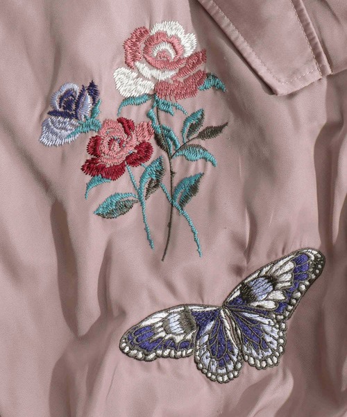 iS ScoLar（イズスカラー）の「523045：蝶花刺繍チュール重ねブルゾン（ワンピース）」 - WEAR