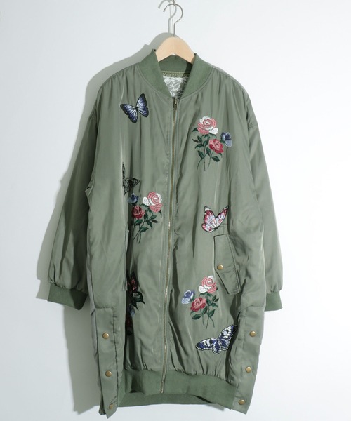 iS ScoLar（イズスカラー）の「523045：蝶花刺繍チュール重ねブルゾン（ワンピース）」 - WEAR