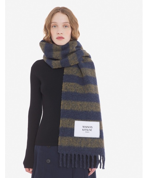 Maison Kitsune（メゾンキツネ）の「RUGBY STRIPES SCARF（マフラー